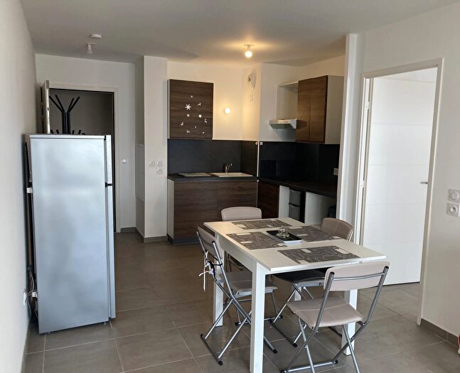 Grasse, Saint-Antoine, Aspres, Plascassier : Appartement 2 pièces à louer