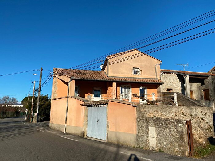 Maison à louer - Saint-Didier-sous-Aubenas - 4 pièces - 3 chambres