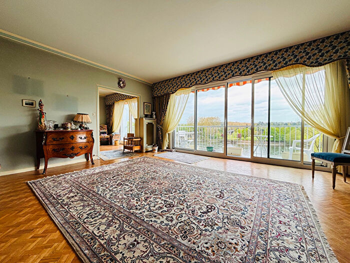 Appartement 7 pièces à Tours, Rives du Cher, à vendre