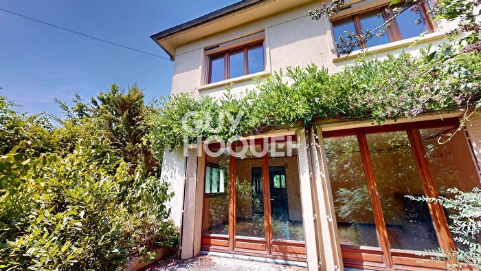 Maison 5 pièces à vendre à La Ville-du-Bois