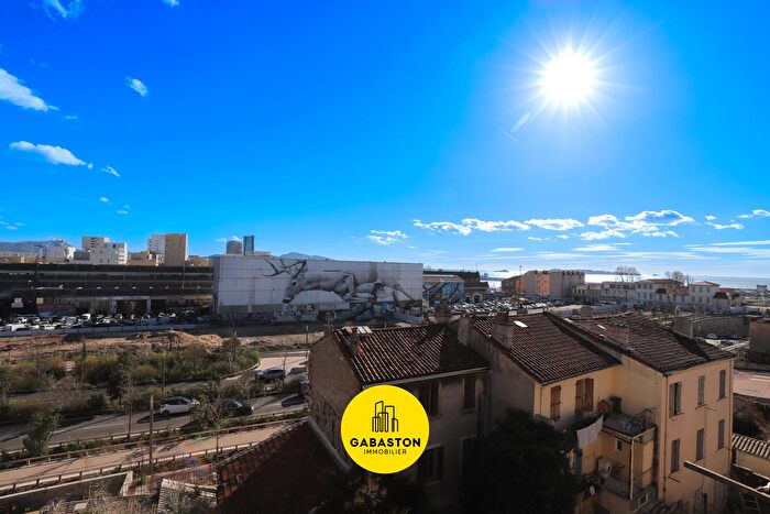 Appartement à vendre - Marseille e , La Cabucelle - 2 pièces - 1 chambre