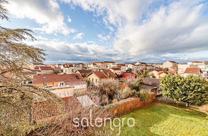Appartement à vendre - Villeurbanne, Les Poulettes - 4 pièces - 3 chambres