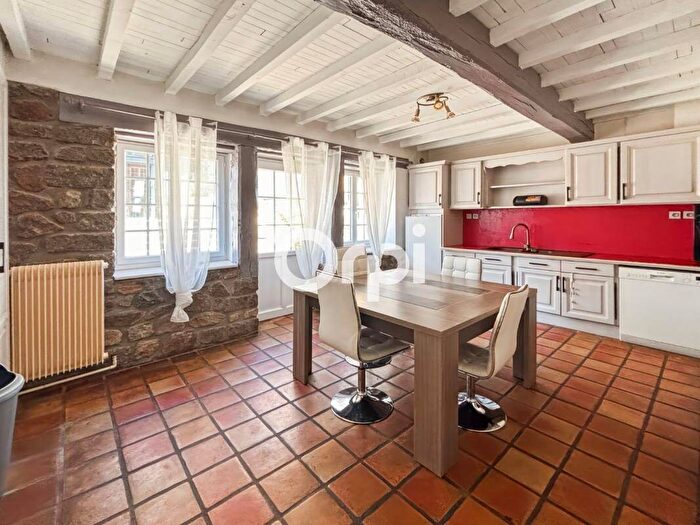 Maison à louer - Haute-Rivoire - 4 pièces - 3 chambres