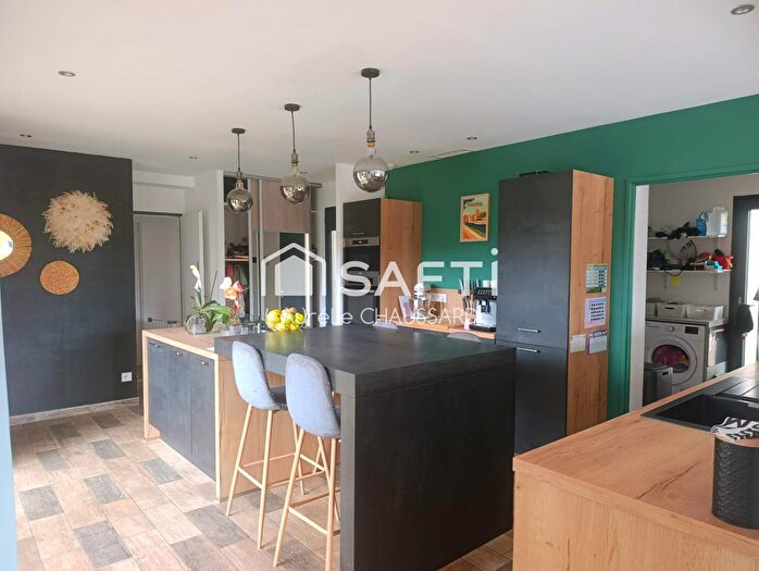 Maison à vendre - Sallèles-dAude - 5 pièces - 4 chambres