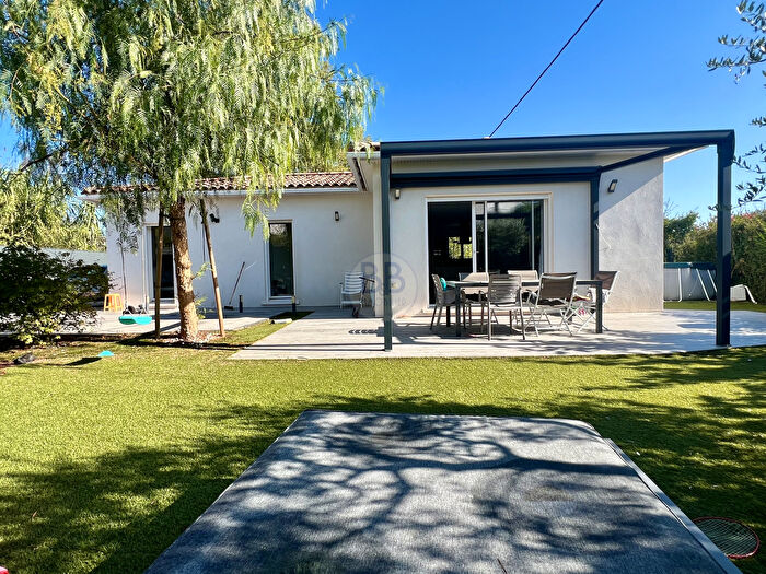 Maison à vendre - Fréjus - 4 pièces - 3 chambres