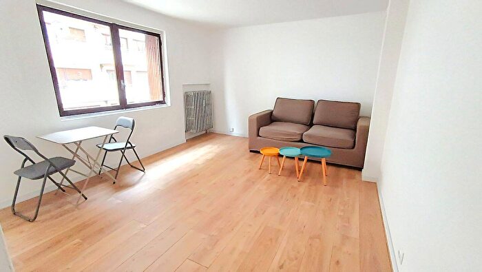 Appartement à louer - Marseille ème arrondissement - 1 pièce