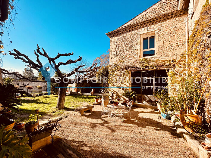 Maisons à vendre et appartements à louer - 1