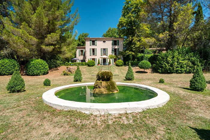 Maison à vendre - Valensole - 10 pièces - 5 chambres