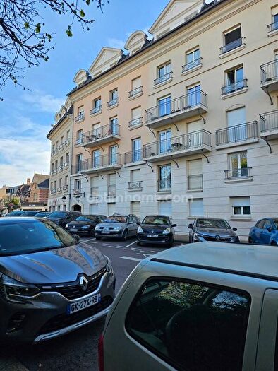 Appartement à louer - Centrale, Poissy - 2 pièces - 1 chambre