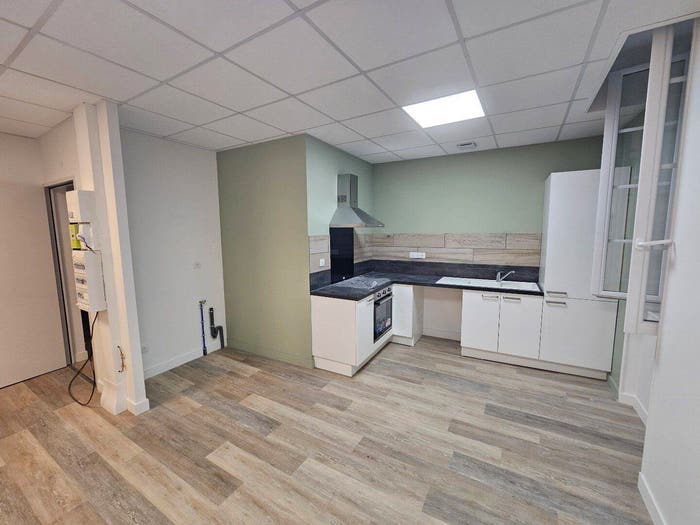 Appartement 3 pièces à Burie, à louer