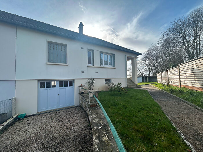 Maison à vendre - Tourouvre - 5 pièces - 4 chambres