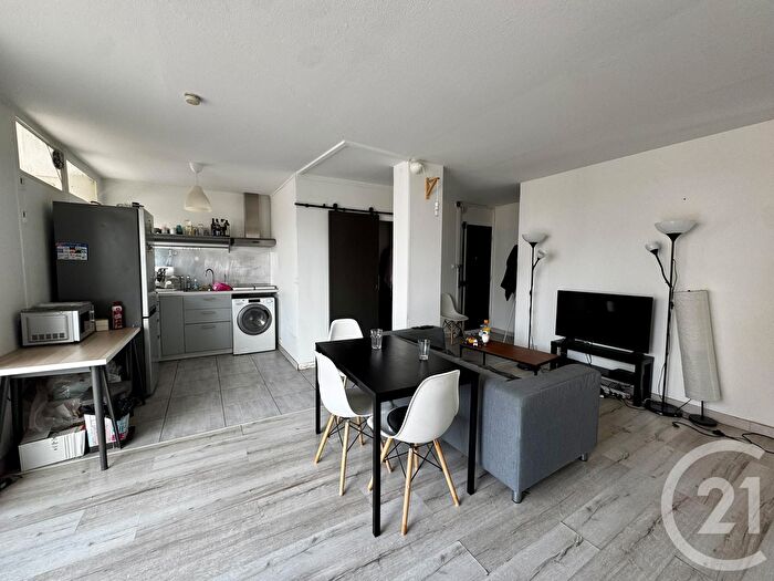 Appartement à vendre - Villeurbanne, Cusset - 4 pièces - 3 chambres