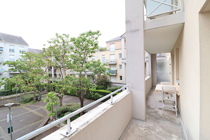 Appartement à vendre - Melun, Rive de Seine, Sud - 3 pièces - 2 chambres