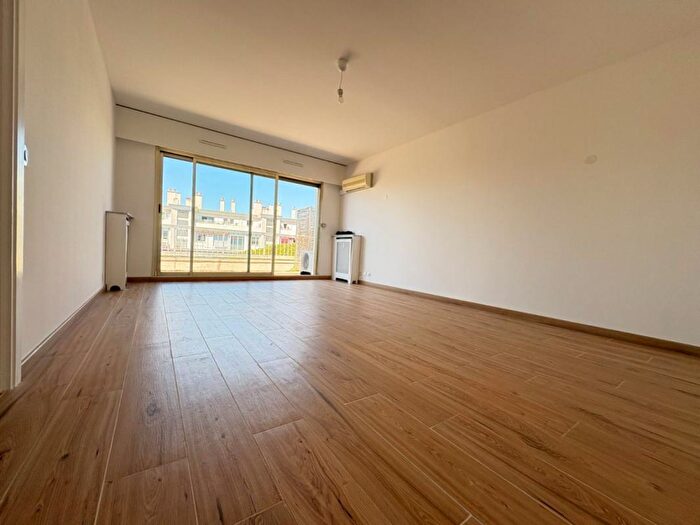 Appartement 2 pièces à louer - Nice, Cimiez