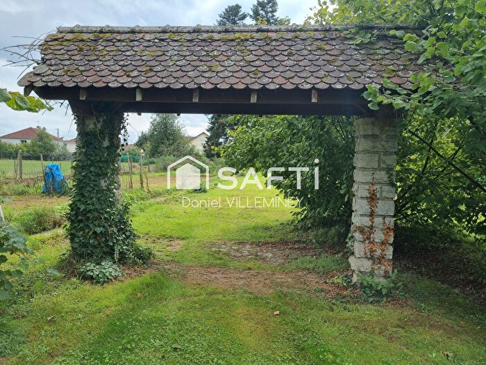 Maison à vendre - Saint-Loup-sur-Semouse - 9 pièces - 5 chambres