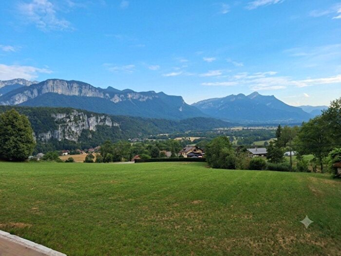 Saint-Christophe : Maison 3 pièces à louer