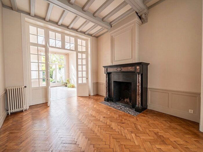 Maison 8 pièces à vendre à Lille