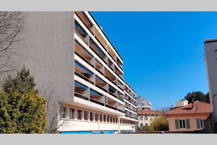 Godillot, Hyères : Appartement 1 pièce à louer