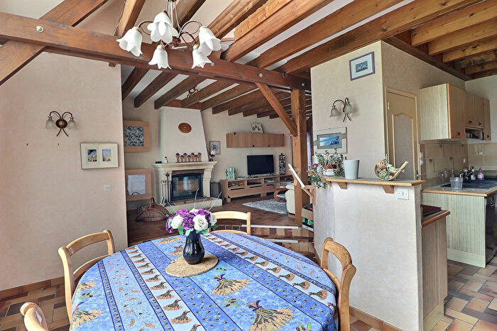 Maison à vendre - Saint-Lambert-la-Potherie - 6 pièces - 4 chambres