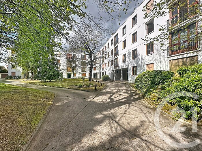 Chatou, Est - Appartement 5 pièces à vendre