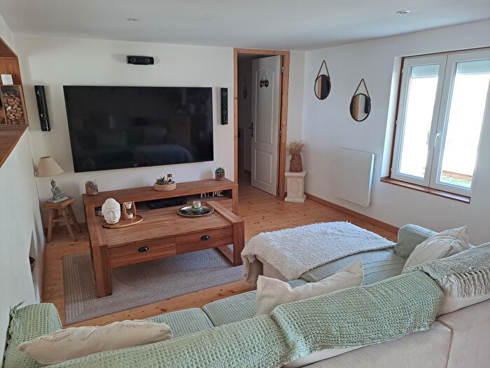 Maison 5 pièces à Montendre, à vendre