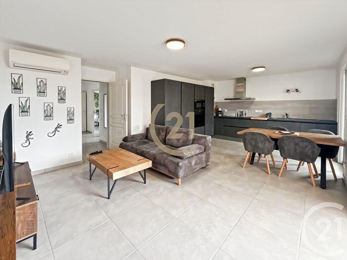 L'Île-Rousse : Appartement 3 pièces à louer