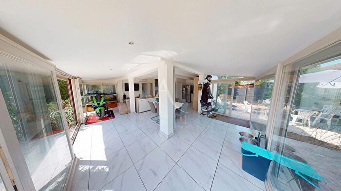 Maison 4 pièces à Le Châtelet-en-Brie, à vendre
