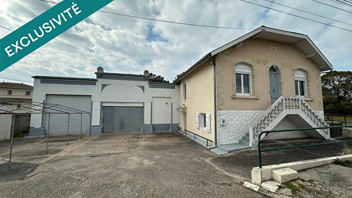 Maison à vendre - Ambarès-et-Lagrave, Centre-ville, Lagrave, Les Erables, Chêne Vert - 5 pièces - 3 chambres