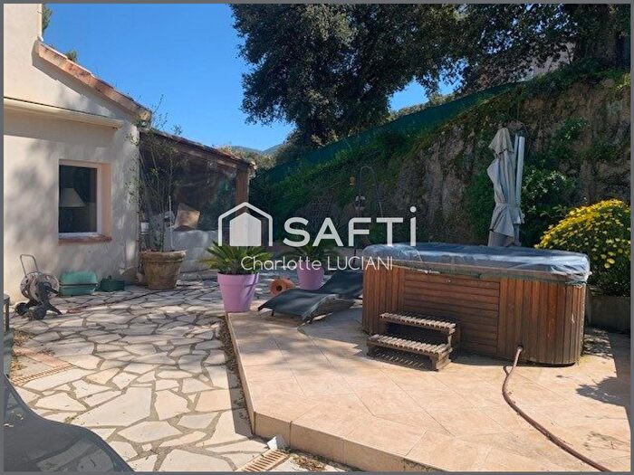 Maison à vendre - Sartène - 4 pièces - 3 chambres