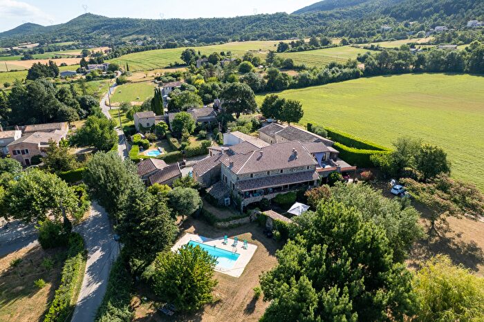 Saint-Vincent-de-Barrès - Maison 8 pièces à vendre