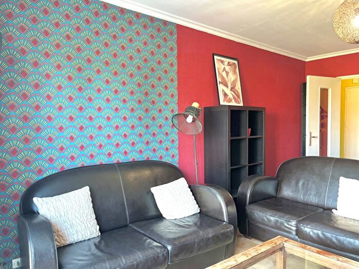 Appartement à louer - Noyer Doré-Pajeaud-Fontaine Michalon, Antony - 5 pièces - 4 chambres