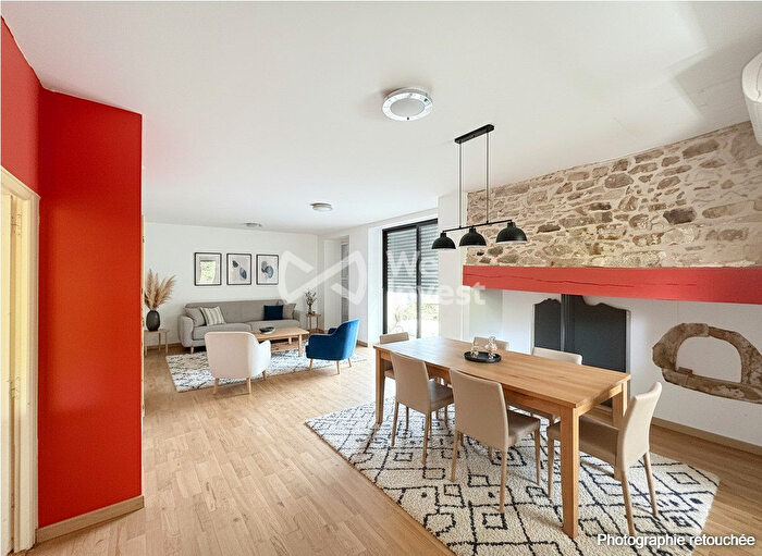 Maison 6 pièces à Lasseube, à vendre