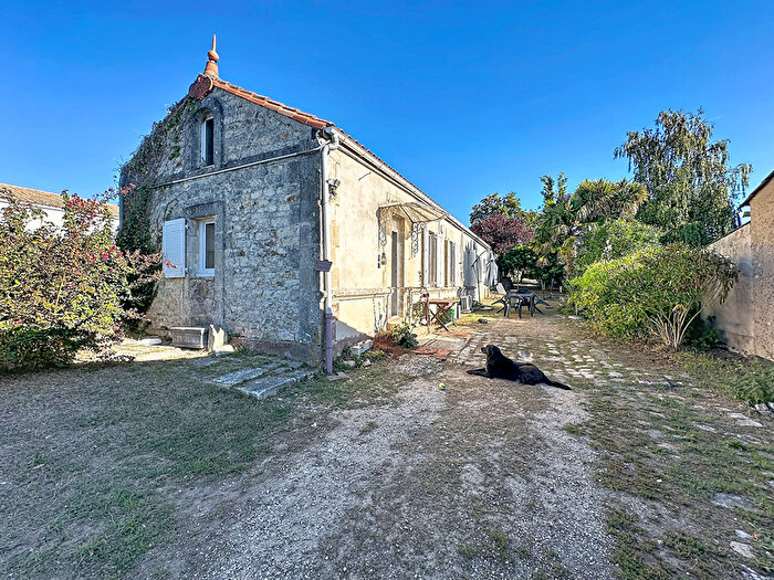 Maison 4 pièces à vendre à Rochefort, La Forêt Guérinau, Bois Bernard, Chargrinerie