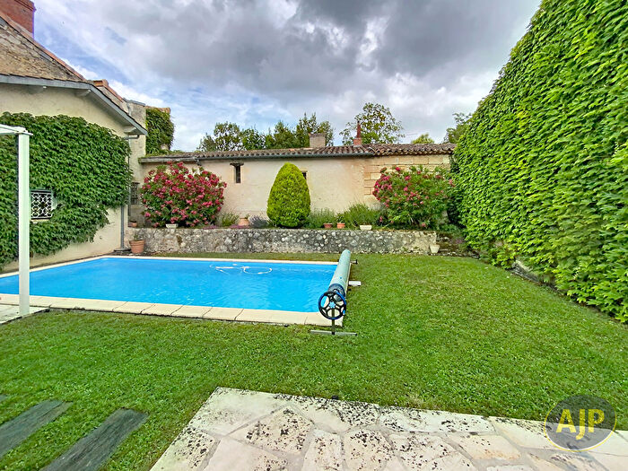 Maison 5 pièces à Blanquefort, Le Bourg, à vendre