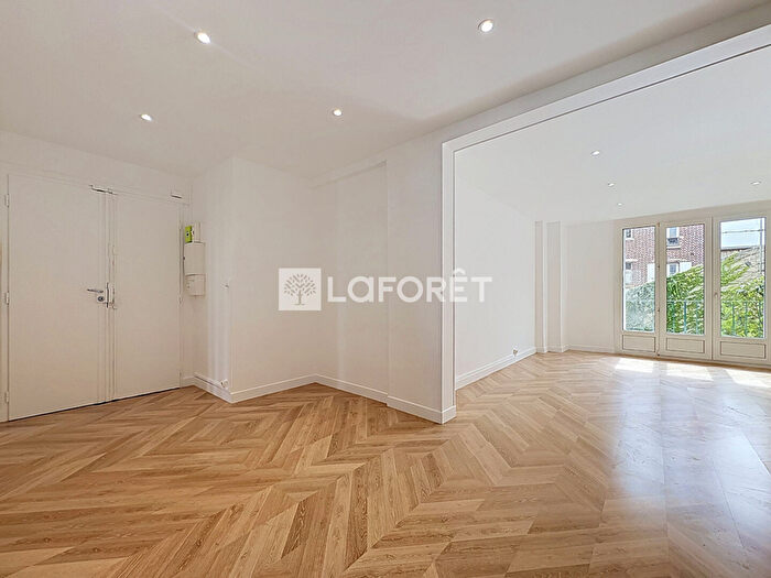 Appartement 3 pièces à vendre - Suresnes, Centre-ville