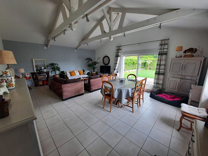 Maison 5 pièces à Montaure, à vendre