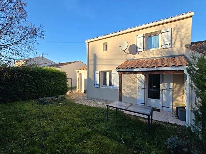 Ozillac - Maison 4 pièces à louer