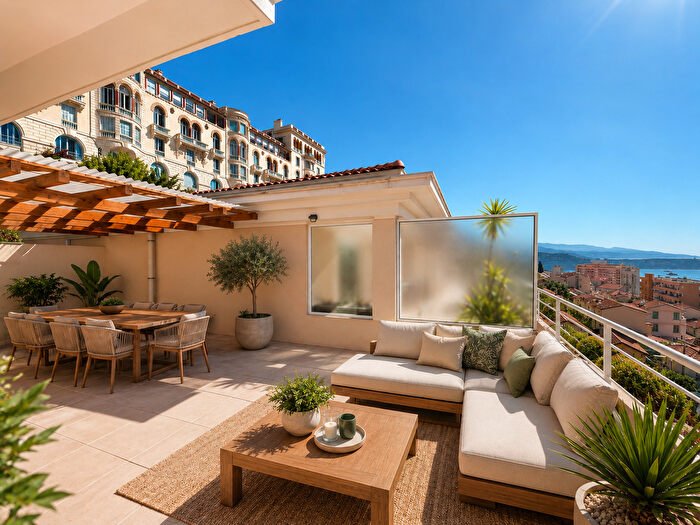 Appartement 4 pièces à vendre à Beausoleil, Centre-ville, Carnier