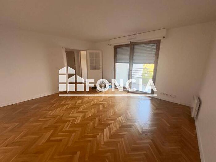 Appartement à louer - Chemins des Vignes, Issy-les-Moulineaux - 3 pièces - 2 chambres