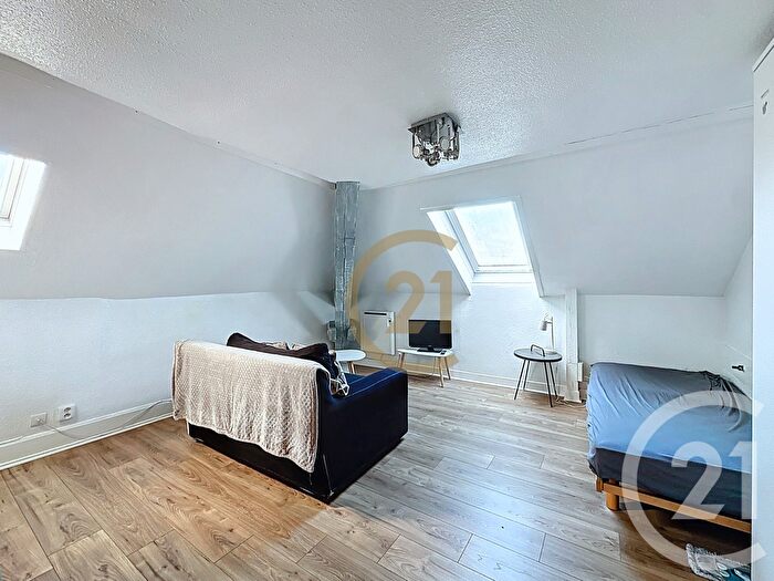 Appartement à vendre - Belfort, Centre-ville, Fb de Montbéliard - 1 pièce