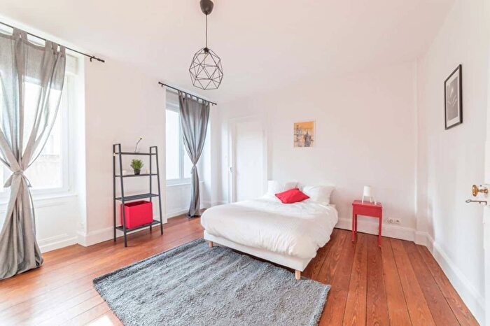 Appartement 1 pièce à louer à Orangerie Est, Strasbourg