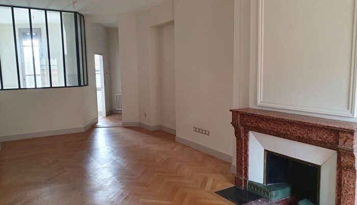 Appartement à louer - Presquîle, Centre ville, Cordeliers, Lyon ème arrondissement - 3 pièces - 2 chambres