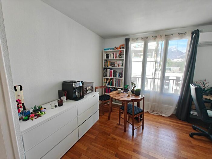 Appartement 1 pièce à vendre à Grenoble, La Capuche, Grands Boulevards