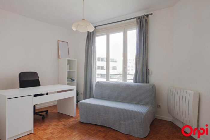 Appartement à louer - La Villette, Lyon ème arrondissement - 1 pièce