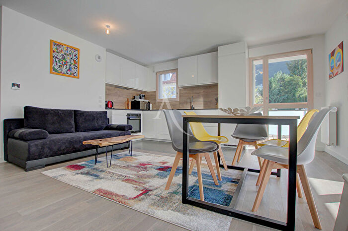 Appartement à louer - Annecy-le-Vieux, Annecy-le-Vieux Sud - 3 pièces - 2 chambres