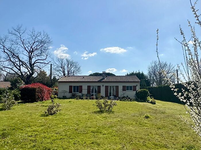 Maison à vendre - Puysserampion - 6 pièces - 4 chambres