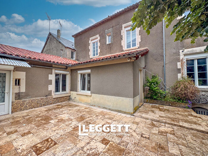 Mouilleron-en-Pareds - Maison 10 pièces à vendre