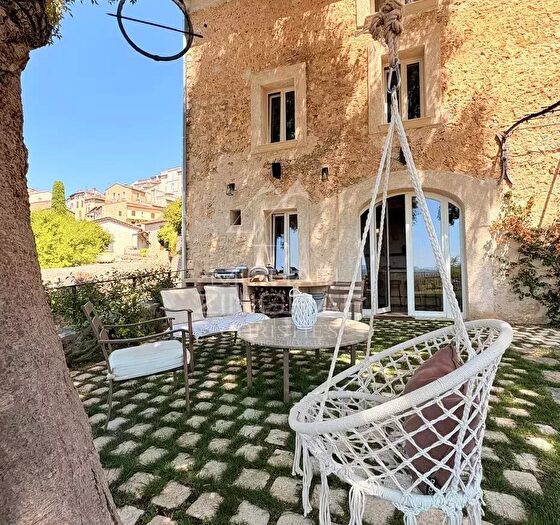 Maison à vendre - Fayence - 8 pièces - 6 chambres