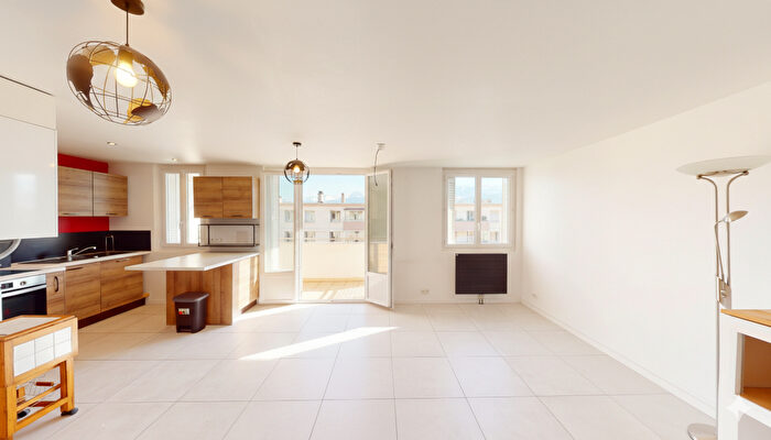 Appartement à vendre - Grenoble, Eaux-Claires, Mistral - 4 pièces - 3 chambres