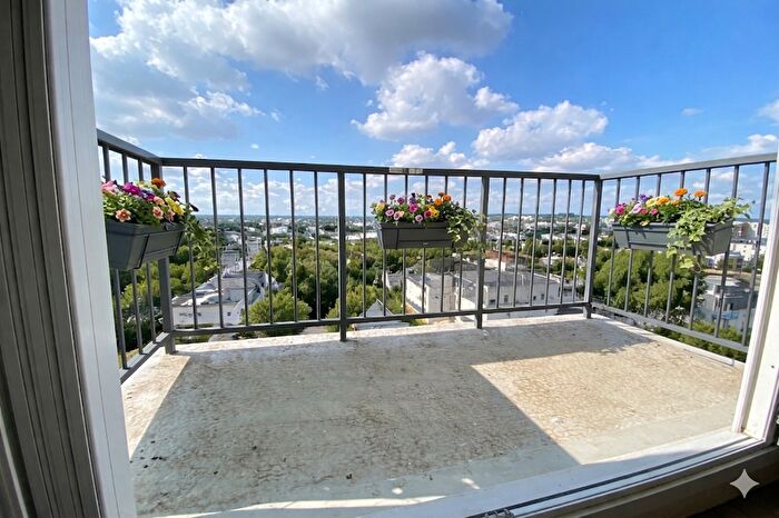 Appartement à vendre - La Riche - 3 pièces - 2 chambres